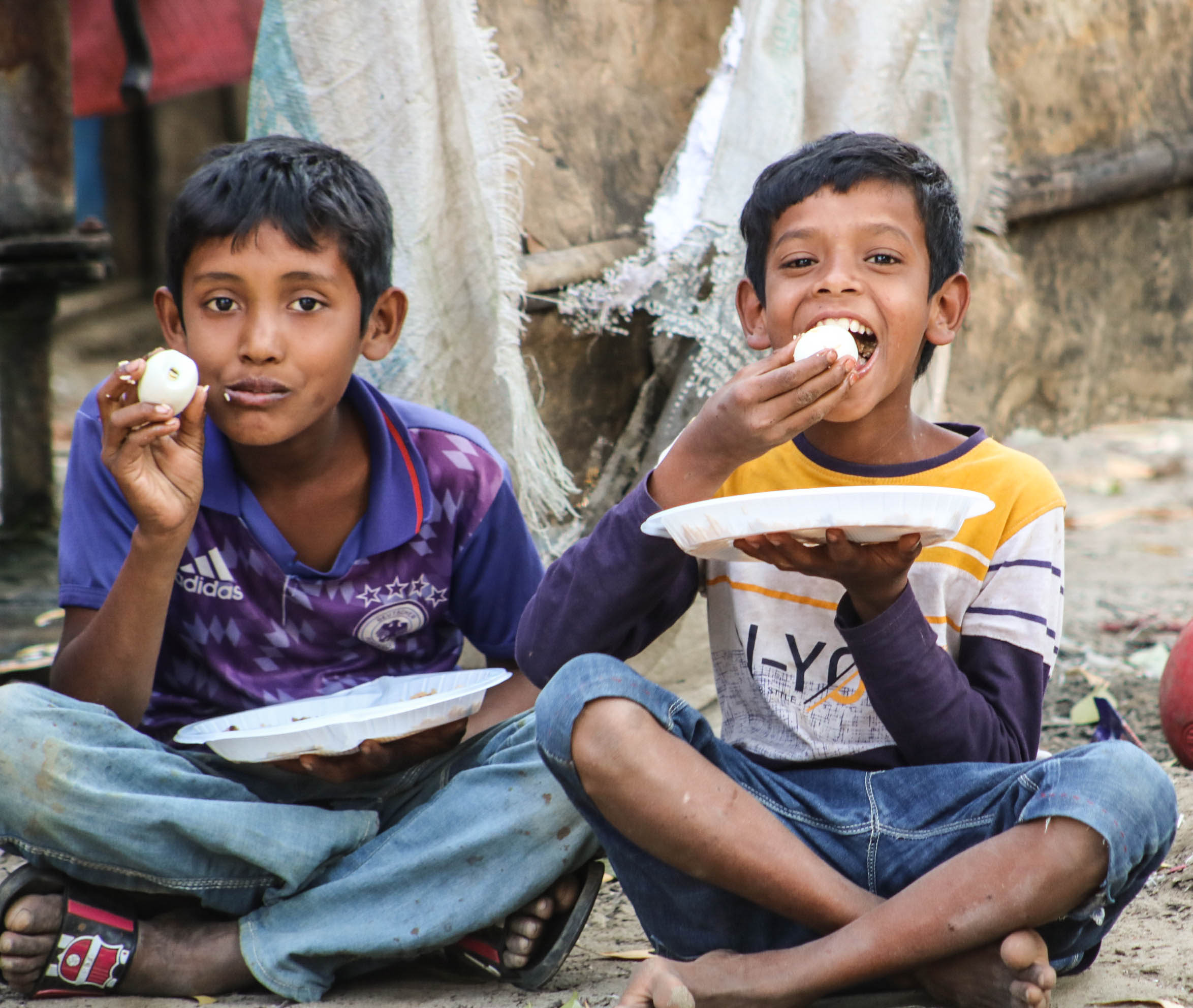 Give Food to Street Children in Bangladesh | LaunchGood | LaunchGood
