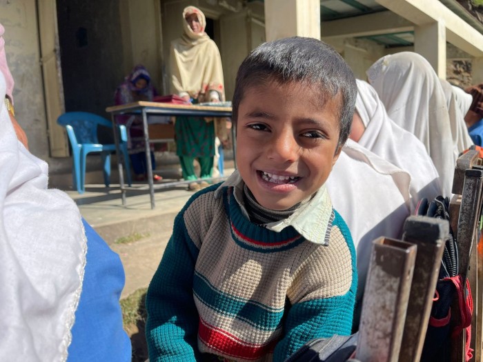 Feeding vulnerable children in Pakistan | LaunchGood | LaunchGood