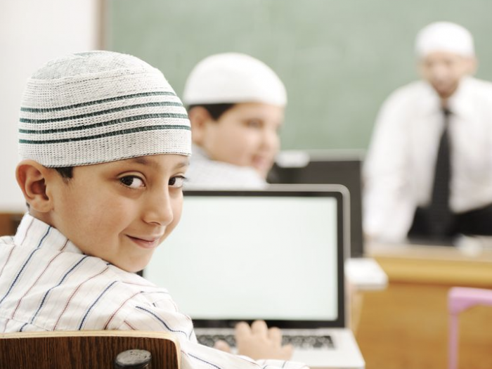Aid Students of Islamic Knowledge Worldwide | LaunchGood | LaunchGood