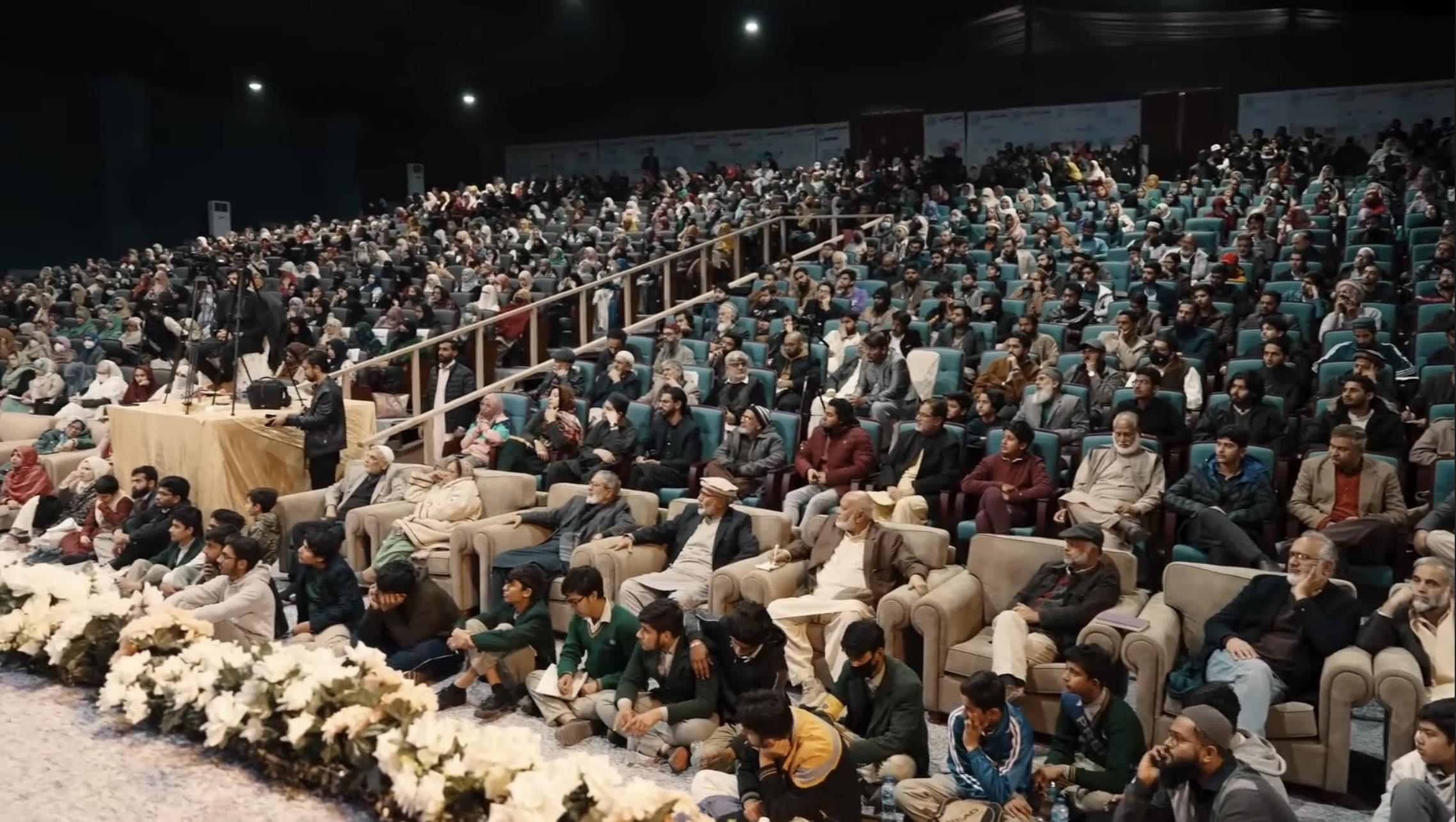 Sponsor A Praying Area of Mosque of World's Largest Quran Centre ...