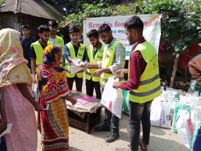 10kg Rice for each struggling families to fight hunger | LaunchGood ...