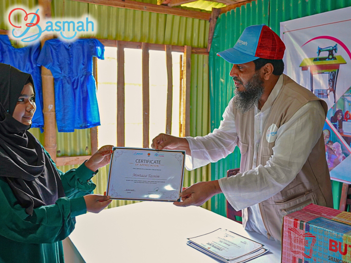 Help Rohingya Refugees Stand on their Feet | LaunchGood | LaunchGood