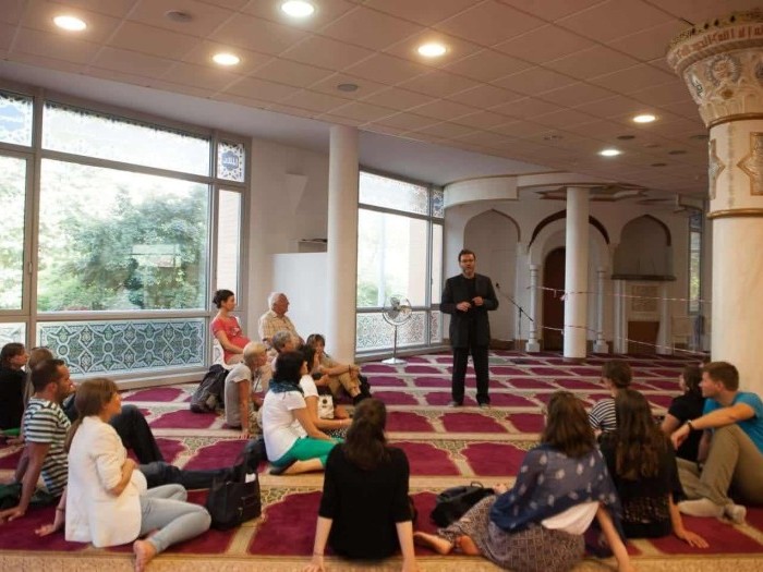 Empower Eastern-Europe: Muslim Walk in Hungary | LaunchGood | LaunchGood