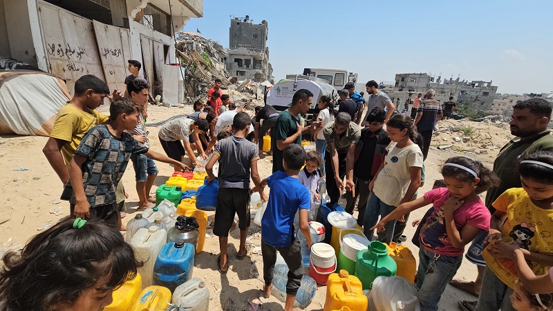 Give the Gift of Clear Water for Gaza | LaunchGood