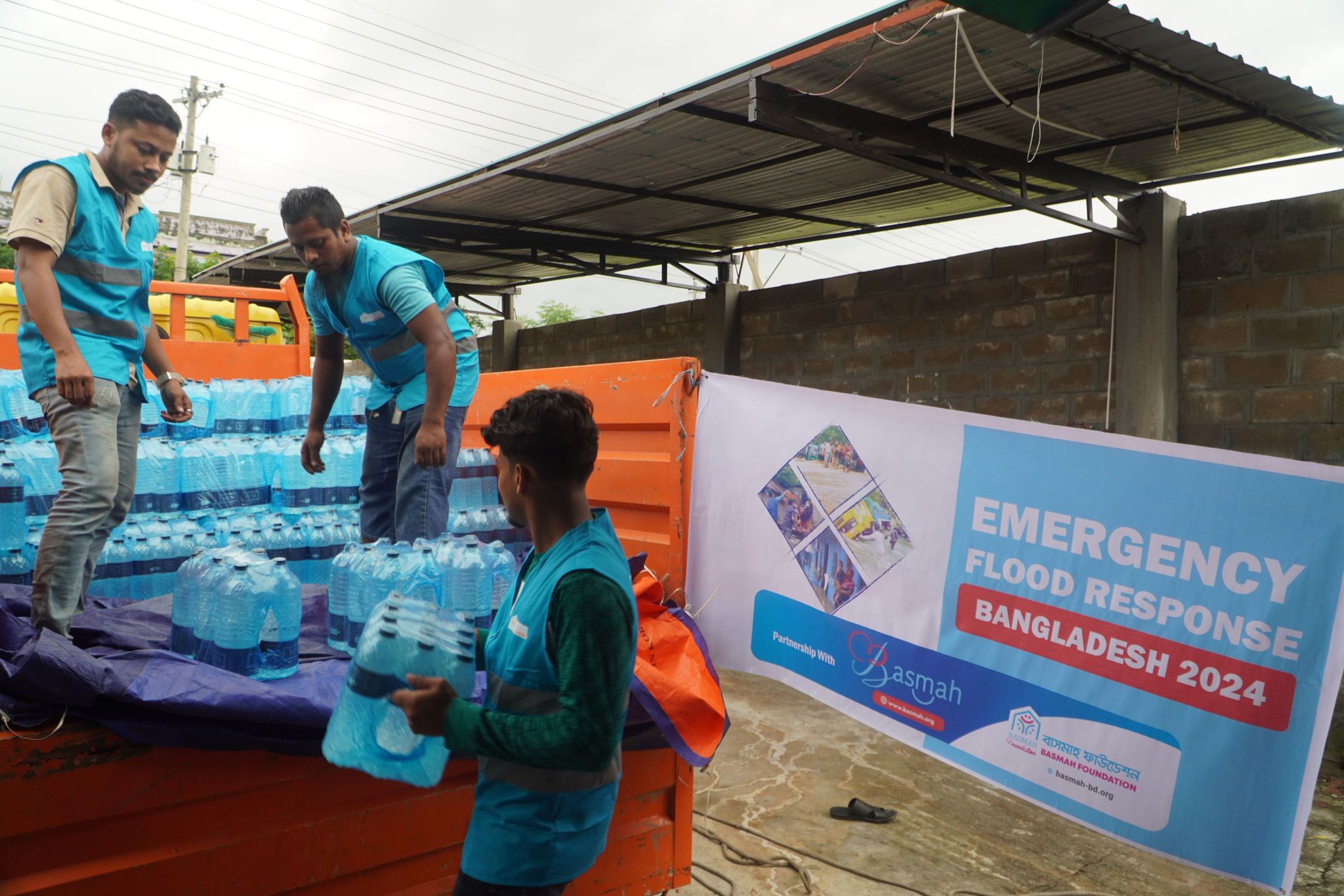 🚨 Emergency Flood Relief in Bangladesh 🚨 | LaunchGood | LaunchGood