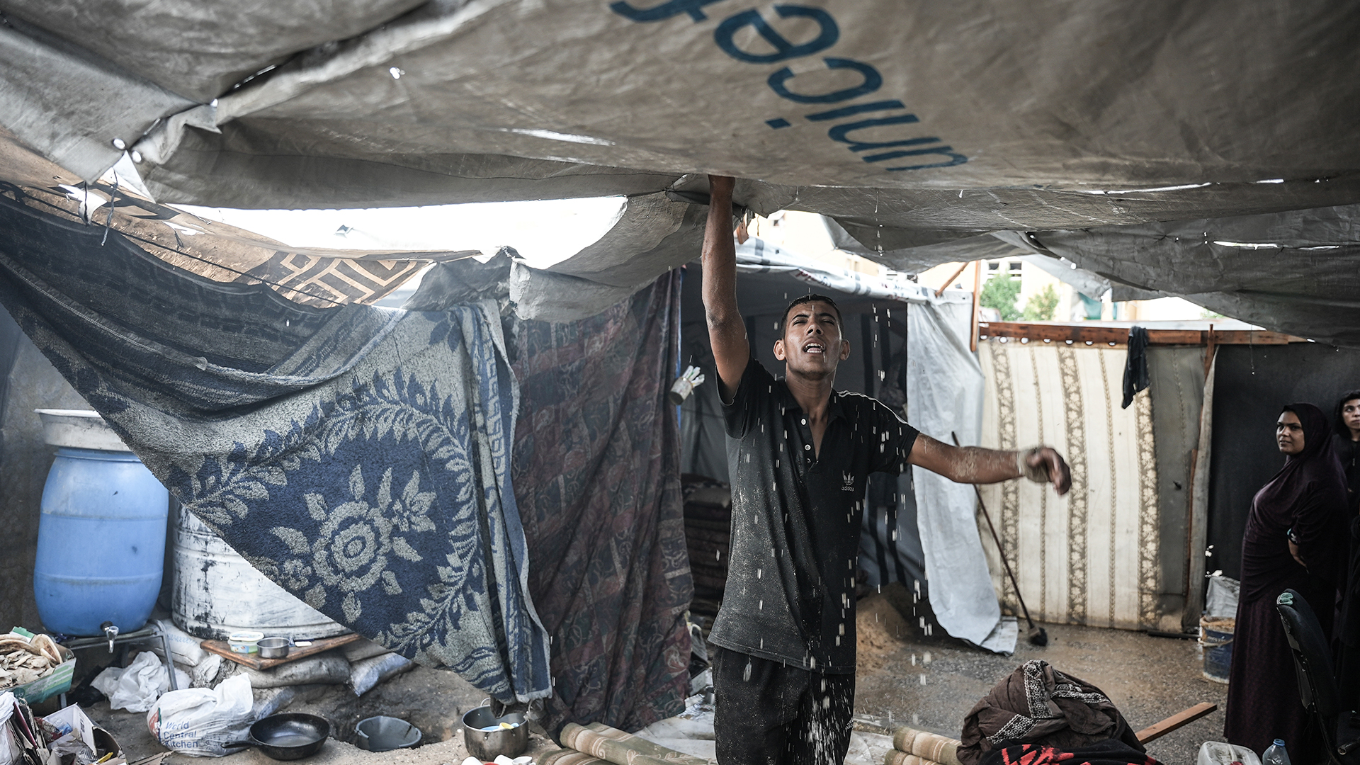500 Winter Shelters for Gaza Families | LaunchGood
