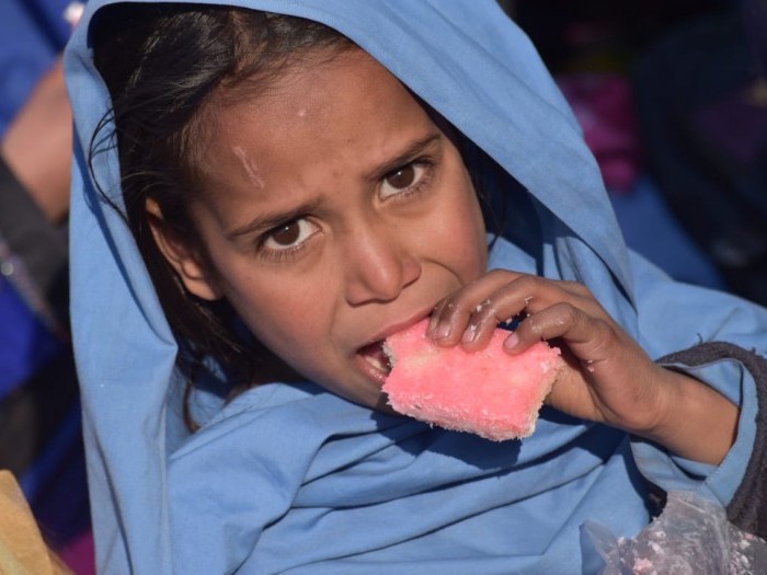 Iftar for Impoverished School Children in Pakistan | LaunchGood | LaunchGood