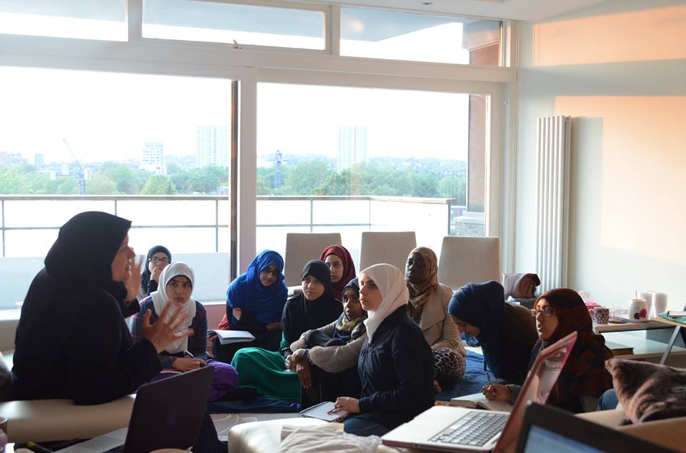 Scholarships for Women's Islamic Education | LaunchGood | LaunchGood